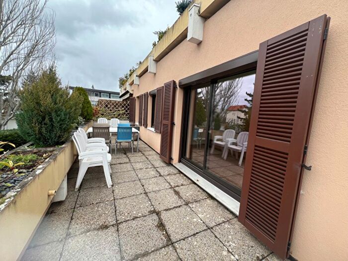Appartement à vendre - Beaumont - 5 pièces - 4 chambres