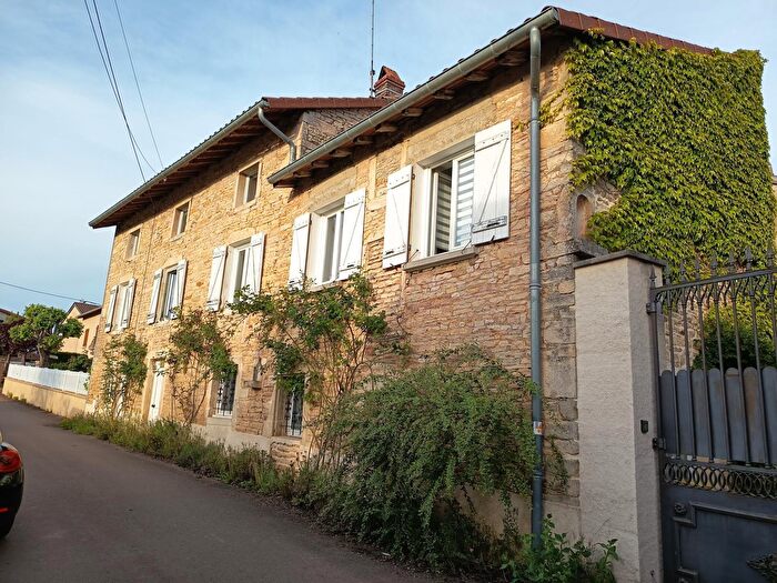 Maison à vendre - Lugny - 8 pièces - 2 chambres