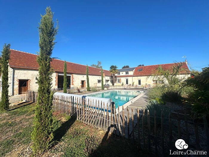 Cormeray - Maison 8 pièces à vendre