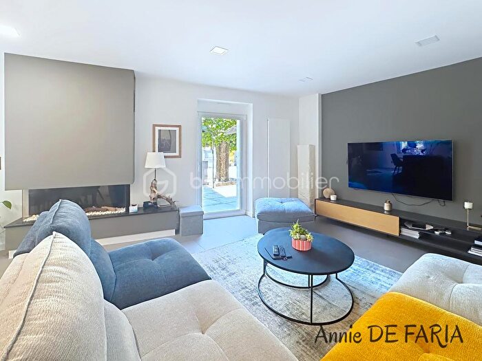 Maison 5 pièces à Vif, à vendre