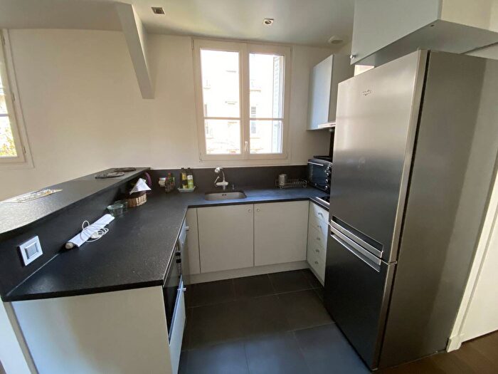 Appartement à louer - Saint James-Delabordère, Neuilly-sur-Seine - 2 pièces - 1 chambre