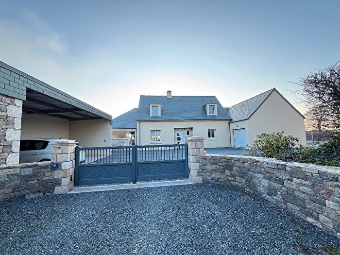 Maison à vendre - Saint-Germain-le-Gaillard - 7 pièces - 4 chambres