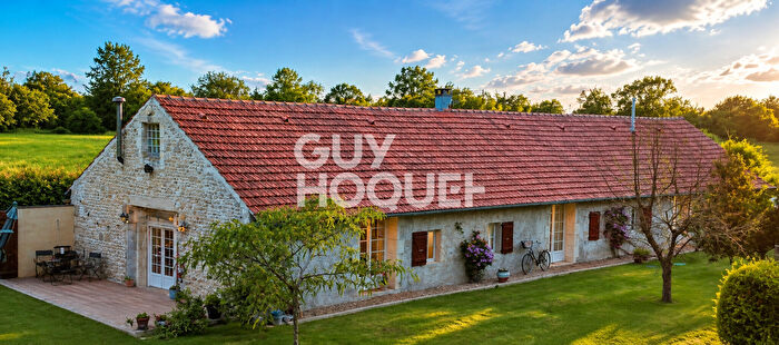 Surgères : Maison 6 pièces à vendre