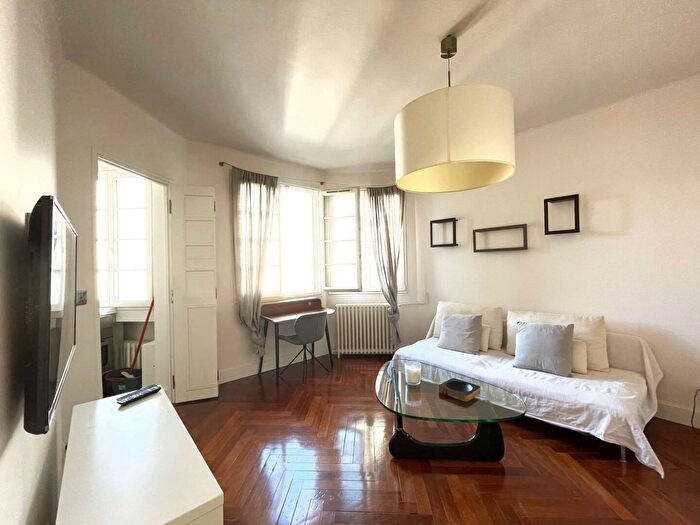 Appartement à louer - Paris ème arrondissement - 1 pièce