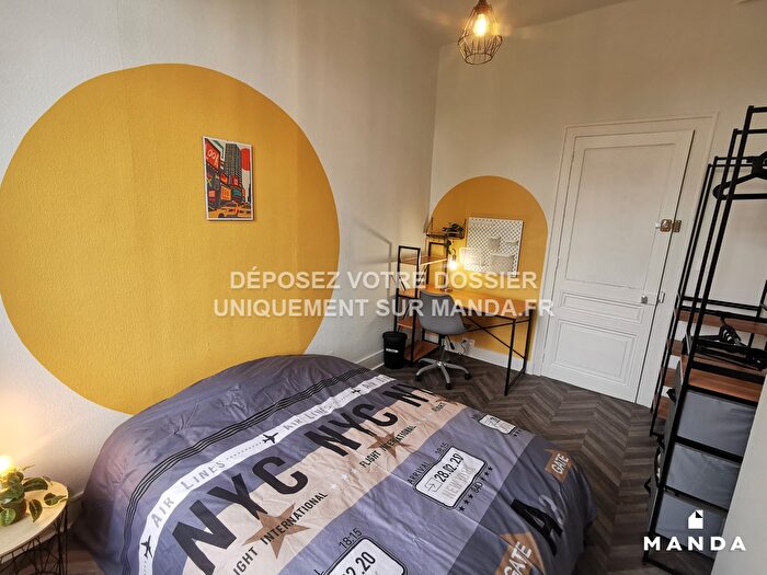 Appartement à louer - Saint-Étienne, Montaud - 5 pièces - 4 chambres