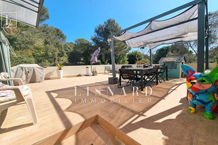 Appartement à vendre - Vallauris, Retenaou, Brusquets, Devens, Zone dactivité Saint-Bernard - 3 pièces - 2 chambres