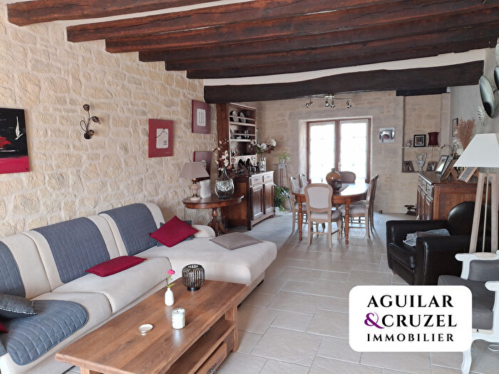 Maison à vendre - Civray - 5 pièces - 4 chambres