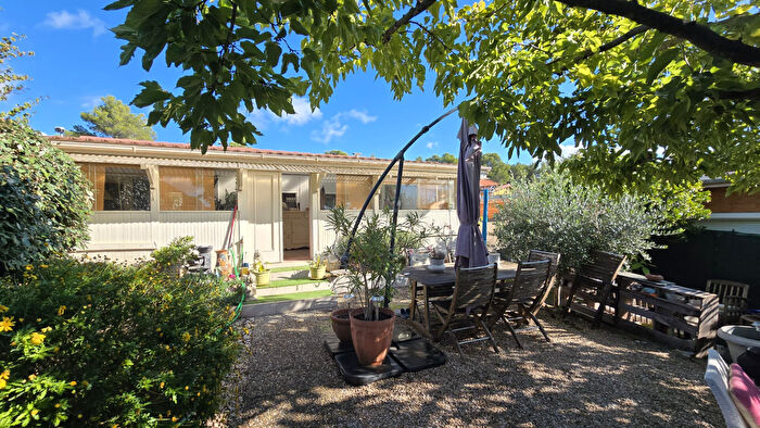 Maison à vendre - Le Castellet - 3 pièces - 2 chambres