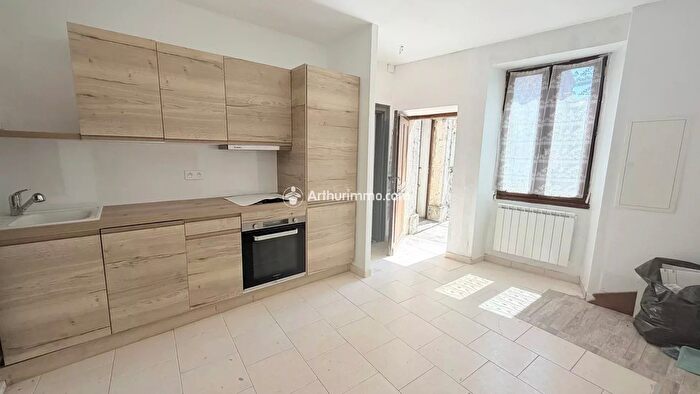 Maison 5 pièces à vendre à Sainte-Eulalie-de-Cernon
