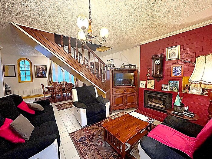 Maison à vendre - Colombes, Centre-ville - 5 pièces - 4 chambres