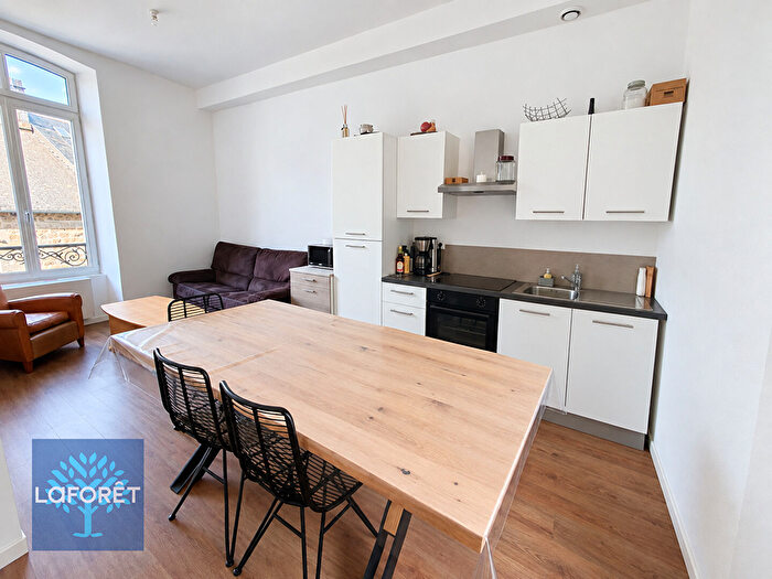 Appartement 3 pièces à Saint-Germain-en-Coglès, à vendre