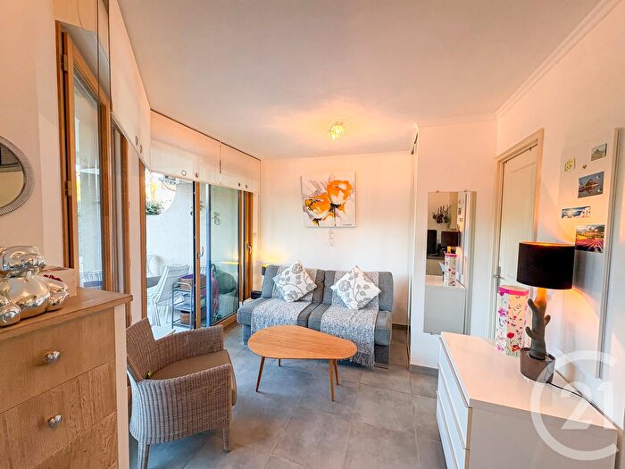 Appartement à vendre - Cavalaire-sur-Mer, Centre-ville - 1 pièce