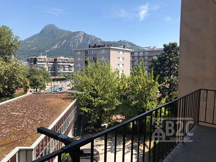 Appartement à louer - Berriat-Ampere, Grenoble - 2 pièces - 1 chambre
