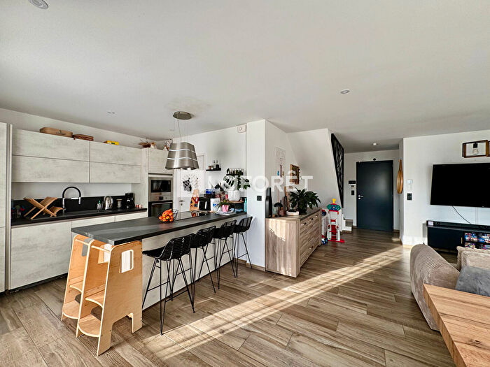 Maison à vendre - Pézilla-la-Rivière - 4 pièces - 3 chambres