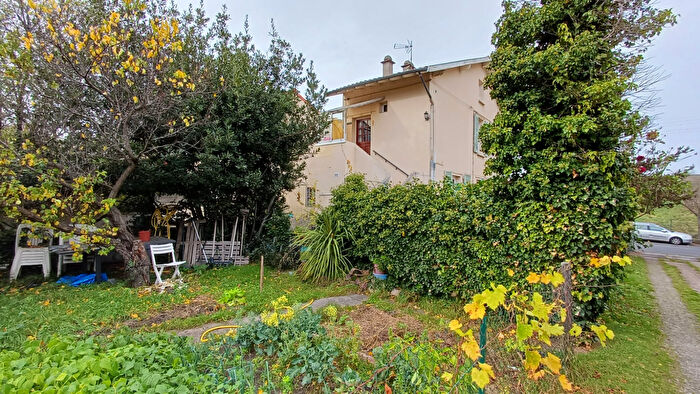 Clermont-Ferrand, Herbet, Brezet, Saint-Jean : Maison 4 pièces à vendre
