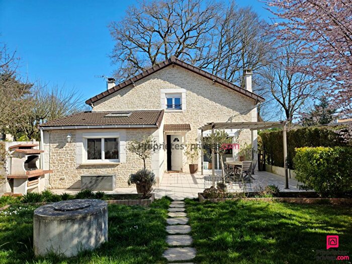 Maison à vendre - Morsang-sur-Orge, Curie - 6 pièces - 4 chambres