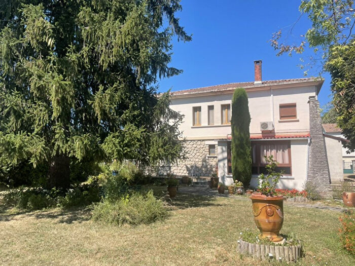Alès, Prairie, Promelles, Fb du Soleil : Maison 10 pièces à vendre