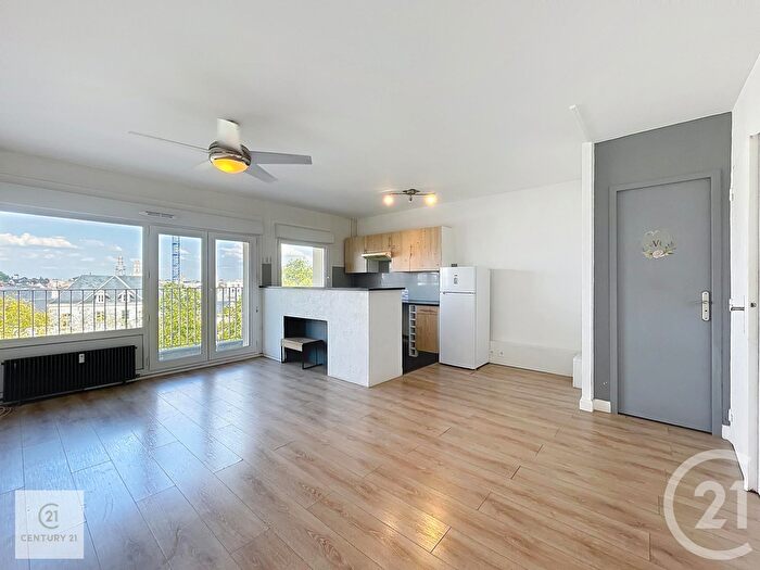 Orléans, La Madeleine, Saint-Laurent - Appartement 2 pièces à vendre