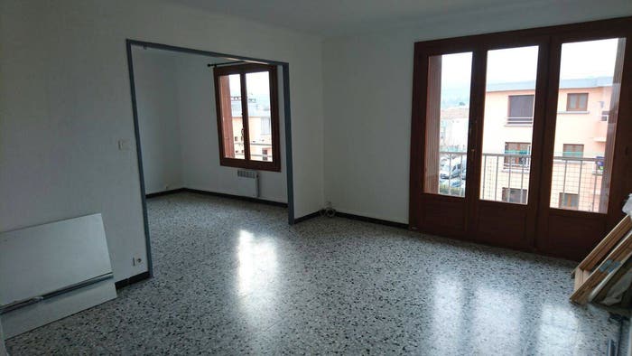 Appartement 4 pièces à Sud Est, Gardanne, à louer