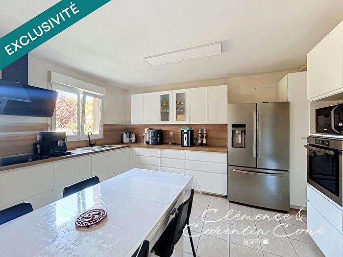 Bécon-les-Granits - Maison 5 pièces à vendre