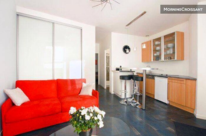 Appartement 2 pièces à Saint Louis, Lyon 7ème arrondissement, à louer