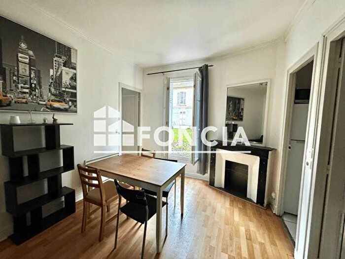 Appartement à louer - Camille Pelletan, Montrouge - 2 pièces - 1 chambre