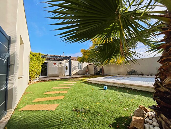 Maison à vendre - Mirepeisset - 6 pièces - 5 chambres