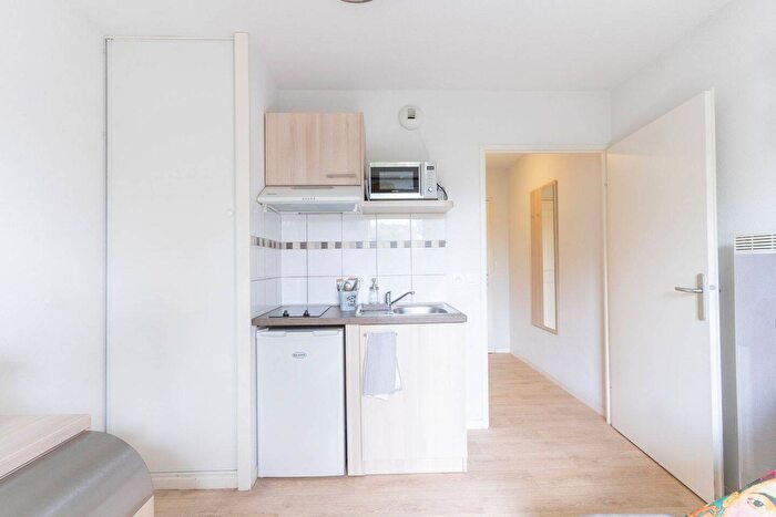 Sud, Aulnoy-lez-Valenciennes - Appartement 1 pièce à louer