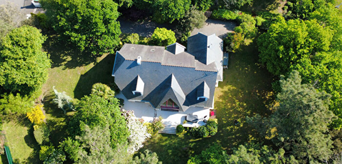 Maison à vendre - Guérande, Centre-ville, Faubourgs - 5 pièces - 3 chambres