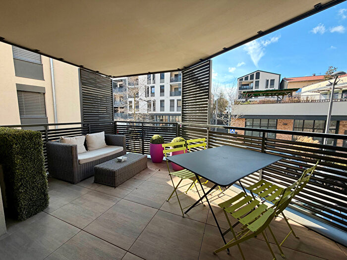 Appartement à louer - Limonest - 3 pièces - 2 chambres