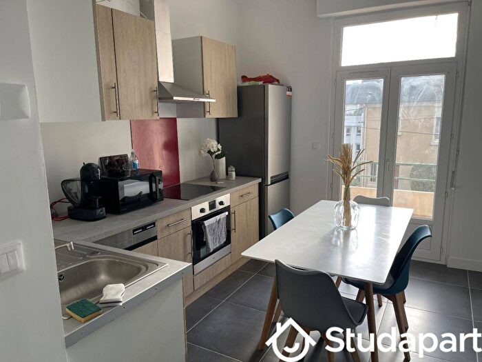 Appartement à louer - Saint Serge-Ney-Chalouère, Angers - 1 pièce - 1 chambre