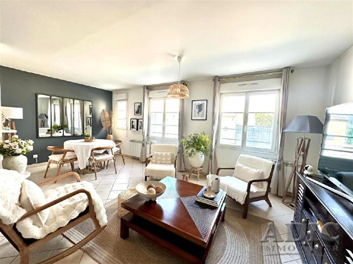 Appartement à vendre - Longperrier - 3 pièces - 2 chambres