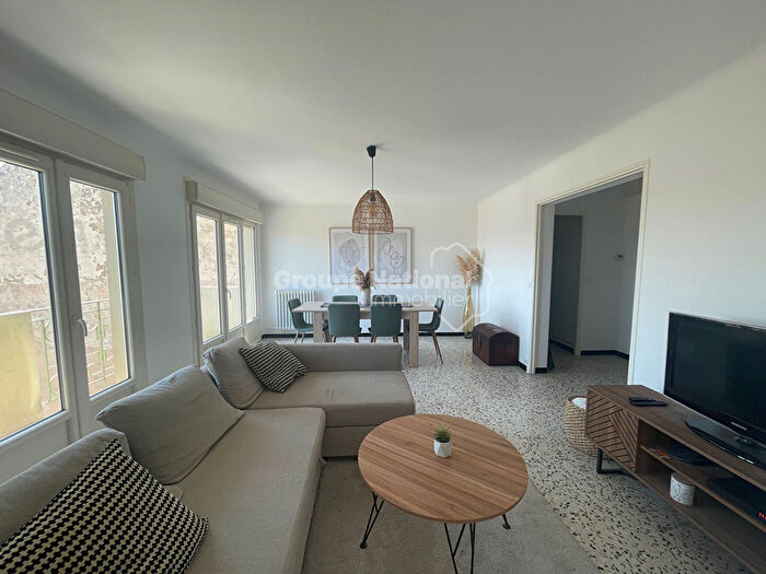 Carpentras, Sud : Appartement 3 pièces à louer