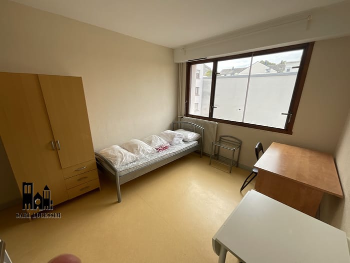Bourges, Centre-ville, Charlet, Lahitolle, Pignoux, Sembat : Appartement 1 pièce à louer
