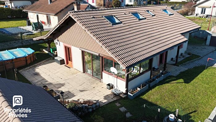 Maison à vendre - Collonges - 6 pièces - 4 chambres