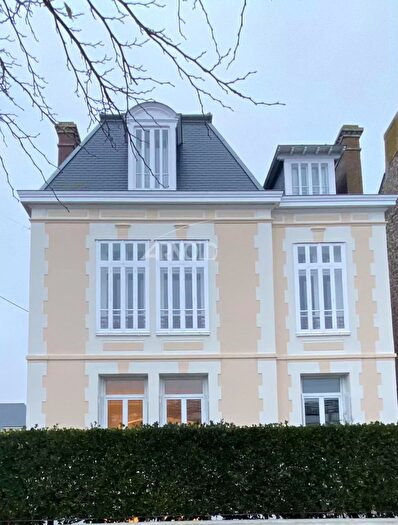 Maison à vendre - Saint-Malo, La Gare, Marville - 10 pièces - 6 chambres