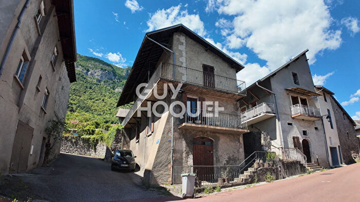 Maison 4 pièces à Arbin, à vendre
