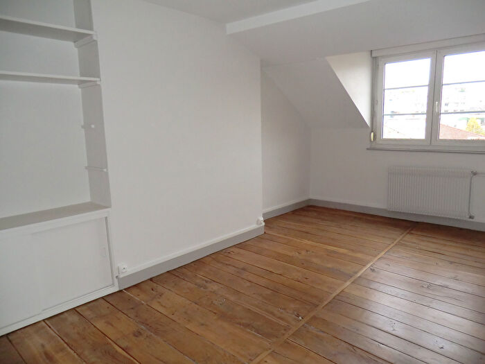 Appartement à louer - Limoges, Centre-ville, Hôtel de Ville, Emailleurs - 4 pièces - 3 chambres