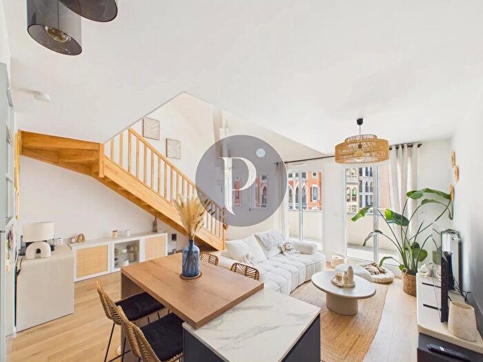 Appartement 3 pièces à vendre à Le Plessis-Robinson, Centre commercial