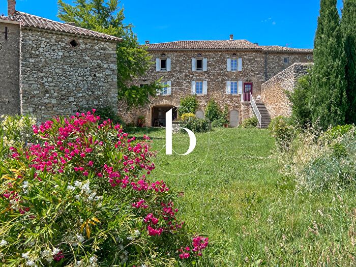 Goudargues : Maison 7 pièces à vendre