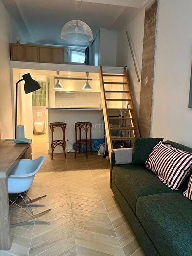 Paris 17ème, Batignolles, Cardinet : Appartement 2 pièces à louer