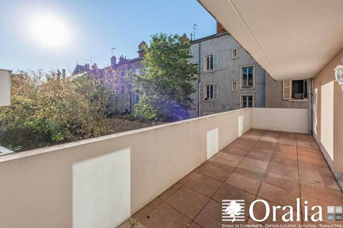 Appartement à louer - Clemenceau, Dijon - 3 pièces - 2 chambres