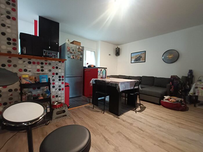 Appartement à vendre - Bourg-de-Thizy - 3 pièces - 2 chambres