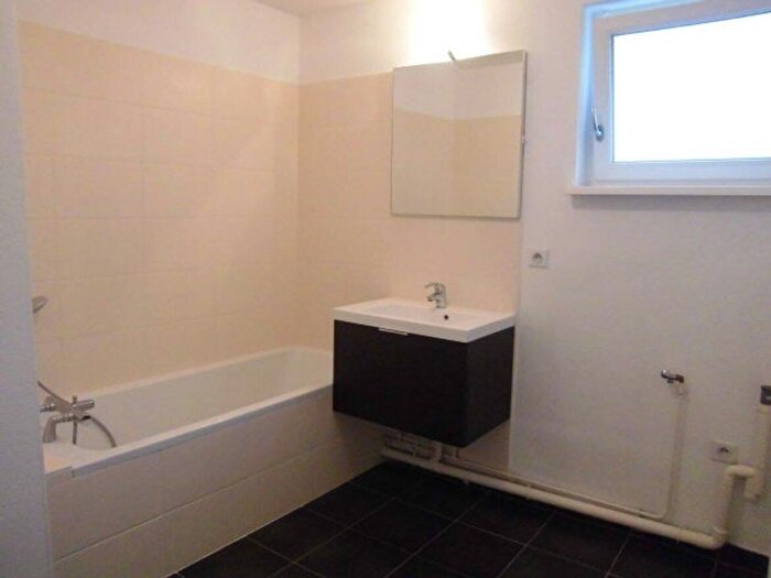 Sud, Bischwiller : Appartement 2 pièces à louer