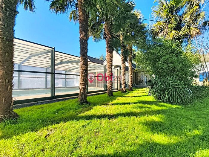 Maison à vendre - Pont-de-Buis-lès-Quimerch - 7 pièces - 4 chambres