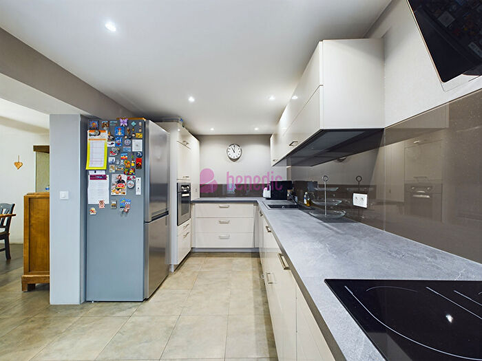 Maison à vendre - Vahl-Ebersing - 8 pièces - 5 chambres