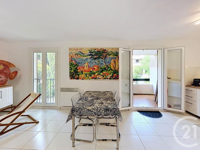Appartement 2 pièces à Cavalaire-sur-Mer, Centre-ville, à vendre
