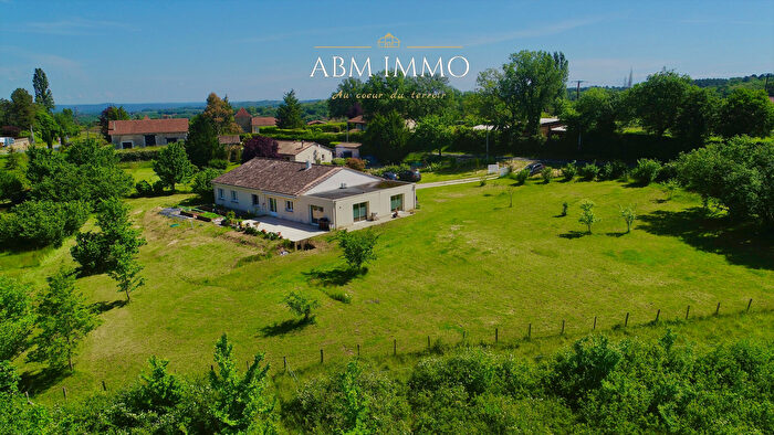 Maison à vendre - Sainte-Sabine-Born - 6 pièces - 4 chambres