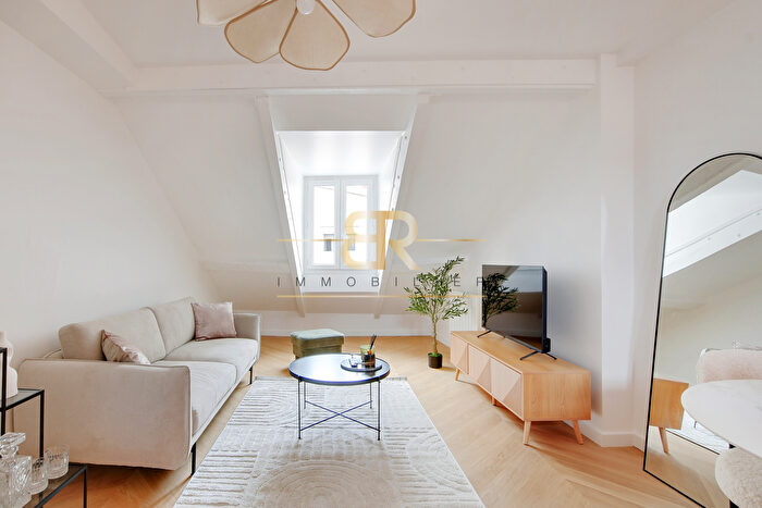 Appartement à vendre - Paris e , Belleville, Saint-Maur - 2 pièces - 1 chambre