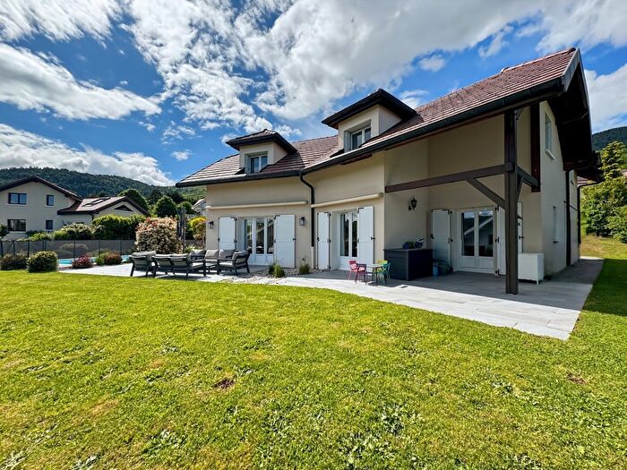 Maison 6 pièces à vendre à Divonne-les-Bains
